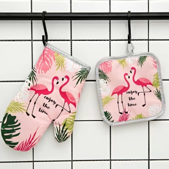 Sassy Wildflower | Kitchen | Flamingo Kitchen Set | Poshmark